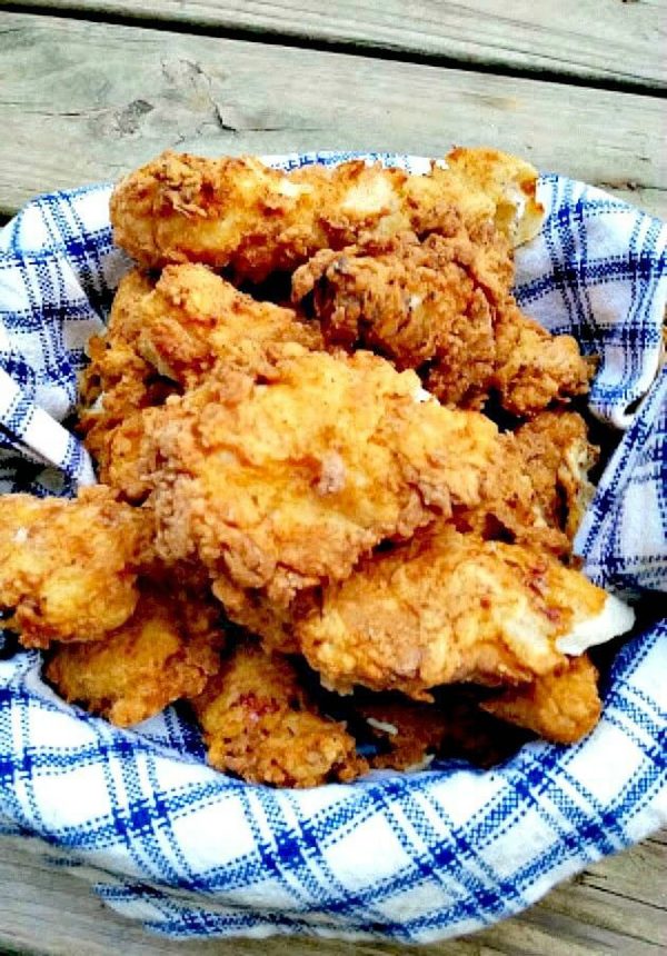 Pui Pane Crocant In Aluat Cu Lapte Batut Si Condimente